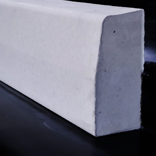 C1 Channel Curb – Shoreline